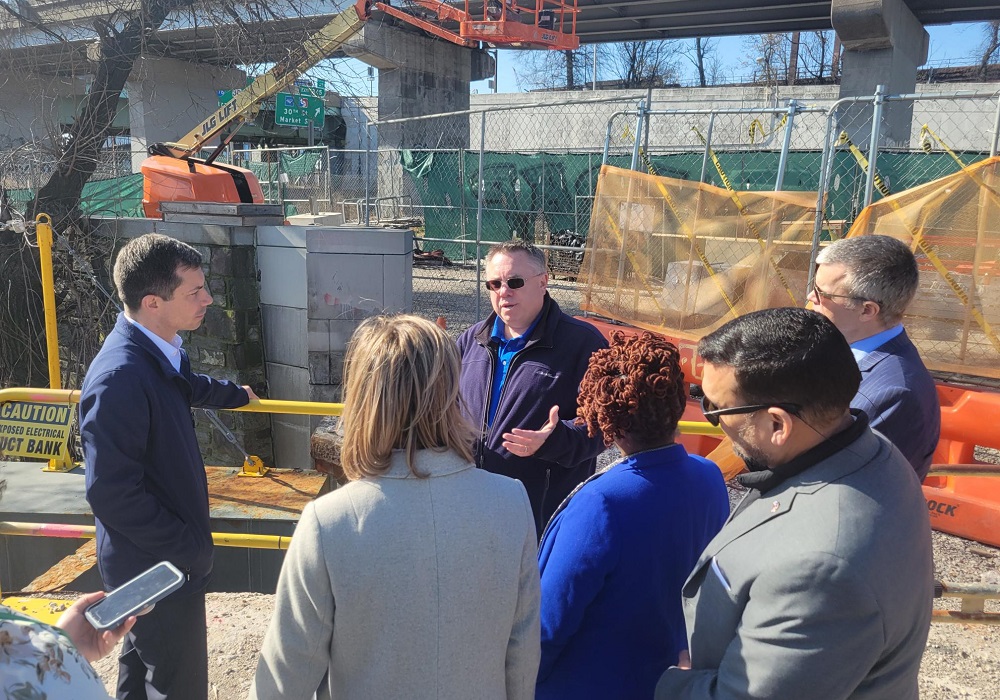 Infrastructure Roundup: City Receives $158M Grant for Chinatown Stitch ...